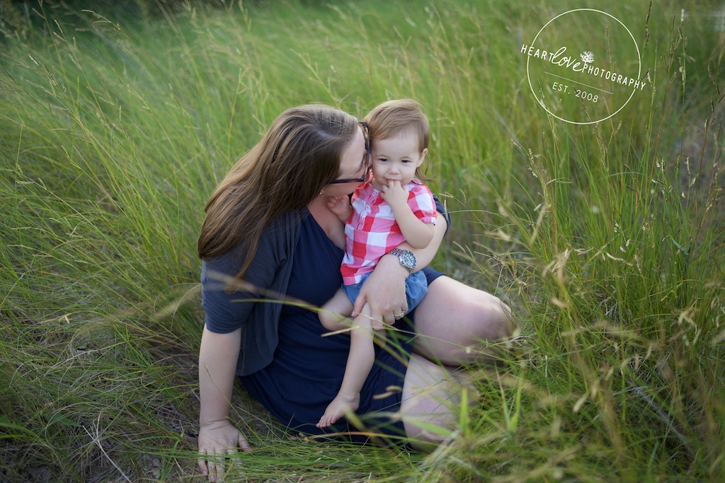 outdoor nursing portraits in maryland | heartlove photography ...