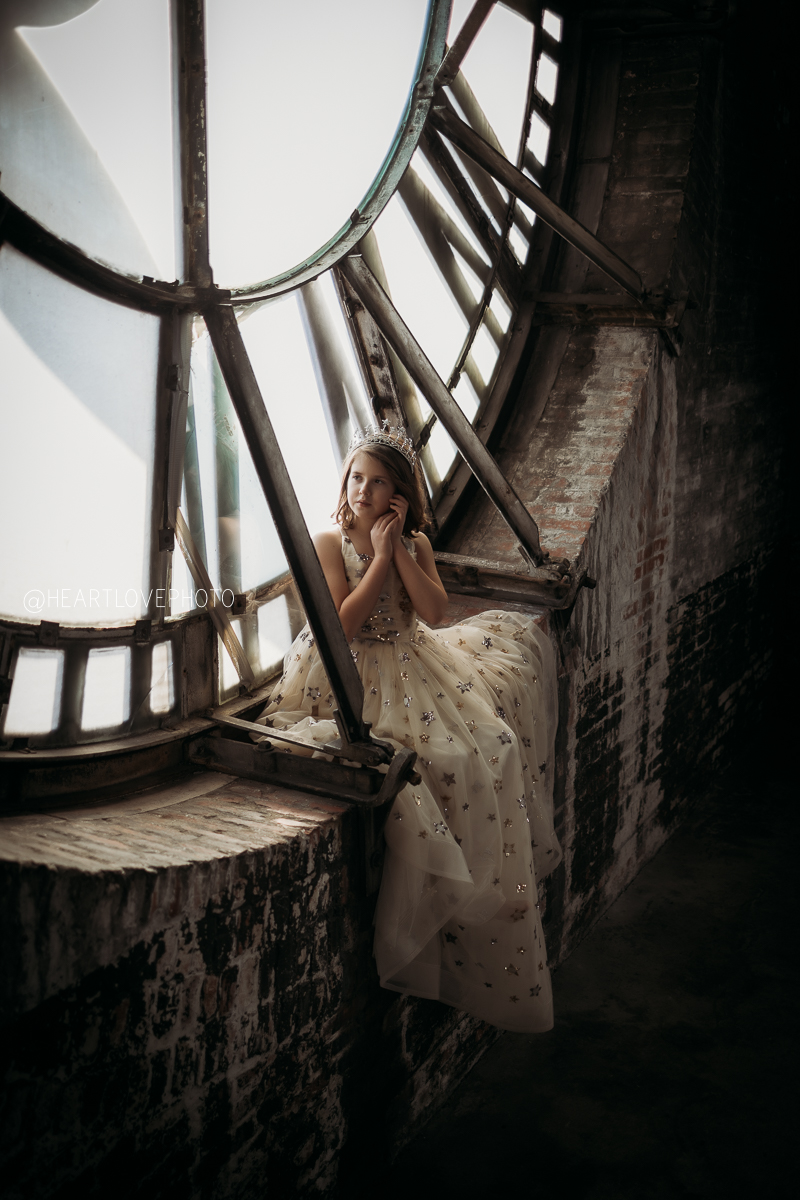 clock tower photo shoot in Baltimore, MD | Bromo Seltzer Tower photo ...